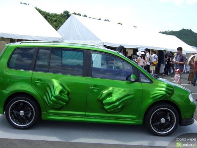 Tokyo Drift Touran